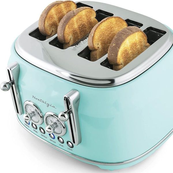 Best Retro Toasters That Add Sophistication To Your Kitchen