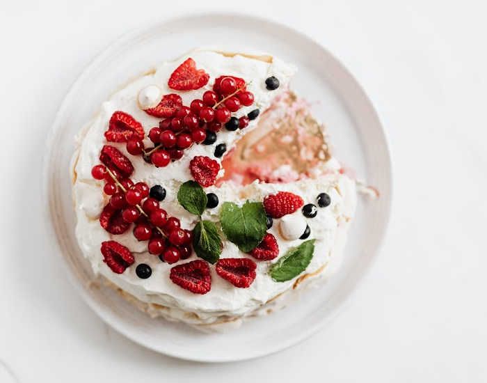 Pavlova Cake Recipe: Make Your Delicious & Dedicated Dessert