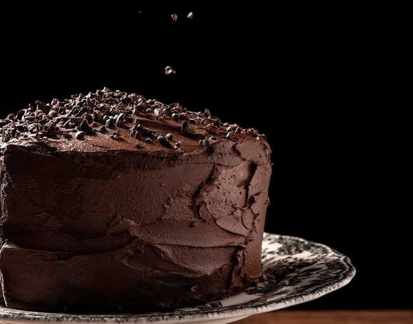 8 Ultimate Chocolate Cake Decorating Ideas: Your Creativity