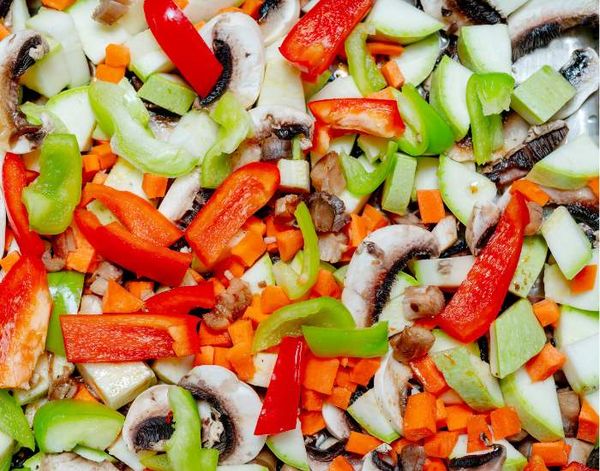 How To Chop Vegetables In A Food Processor: Do It Like A Pro